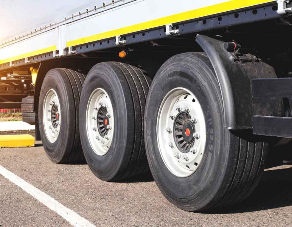 What Is A Tri-Axle Truck & Trailer | Why Use It Pros & Cons | FMI